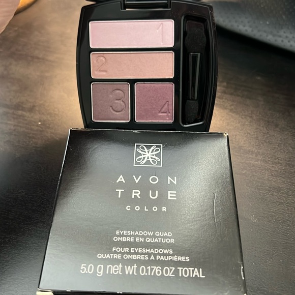 Avon | Makeup | Nwt Avon True Color Eyeshadow Quad Romantic Mauves | Poshmark